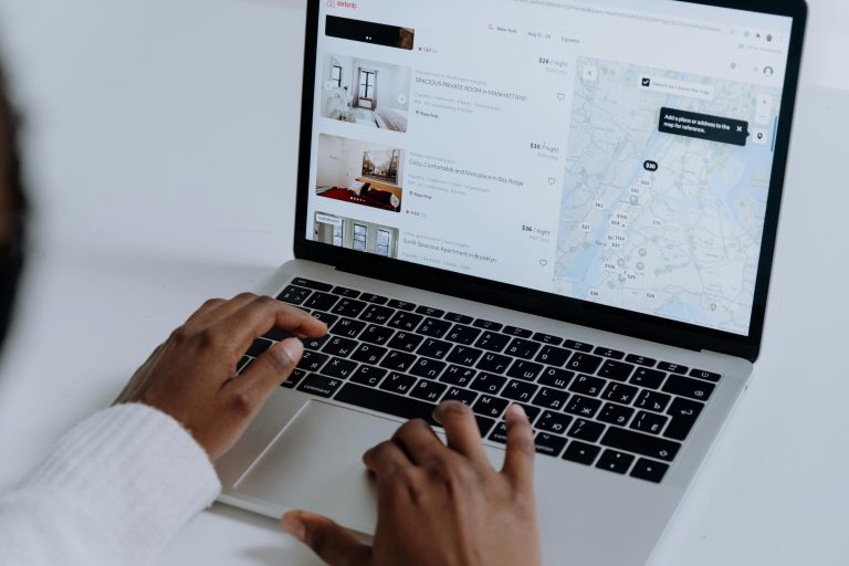 What is The Difference Between Internal and External Links?